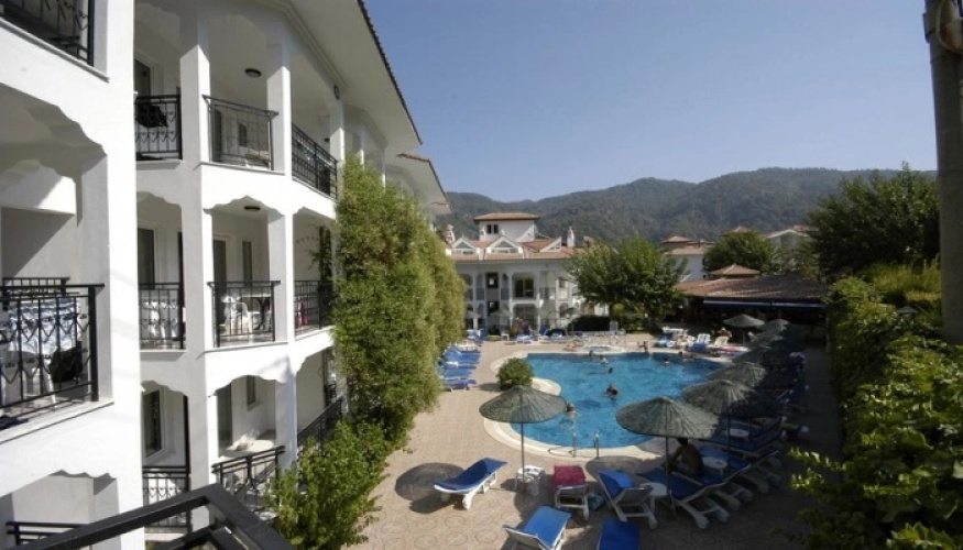Kurt Apartments - İçmeler