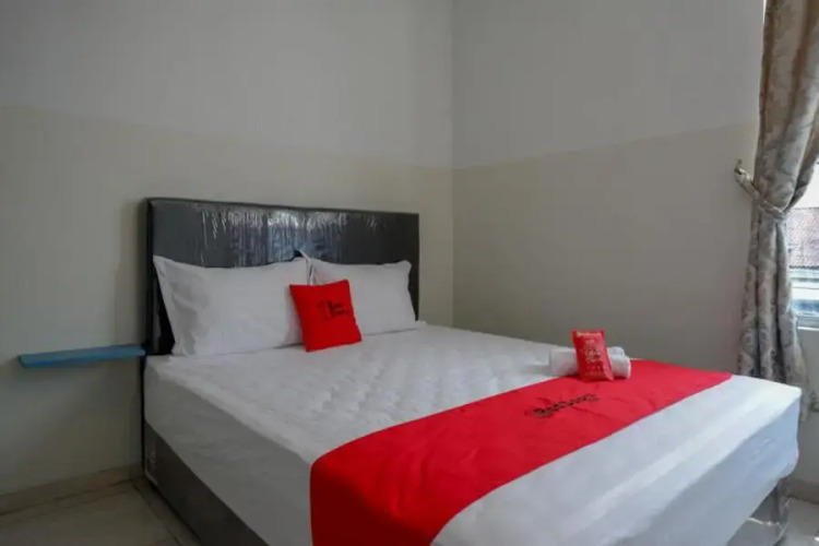 Reddoorz Near Tamansari Shopping Center Salatiga - Salatiga