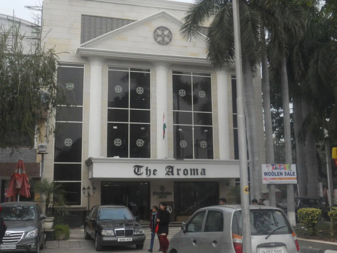 Hotel Aroma - Chandigarh