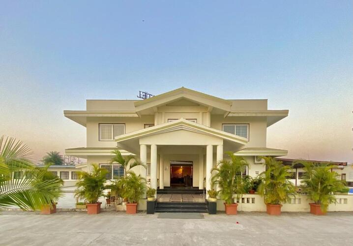 Playotel Resort Bhopal - Bhopal