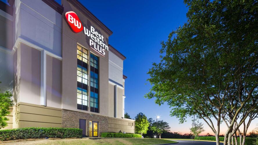 Best Western Plus Birmingham Inn & Suites - Hoover, AL
