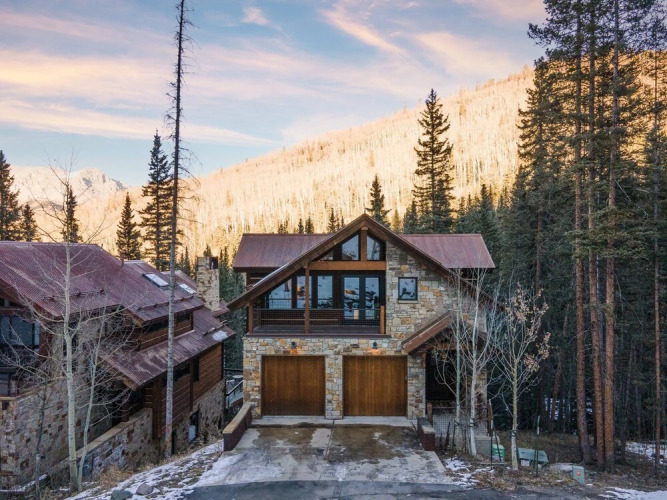 Apex By Avantstay Cozy Expansive Mountain Home Close To The Slopes W/ Hot Tub! - Telluride, CO