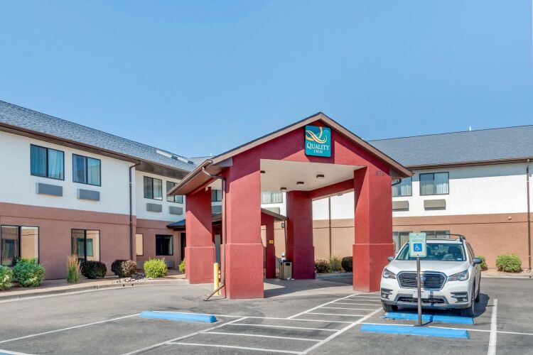 Quality Inn I-25 - Pueblo, CO