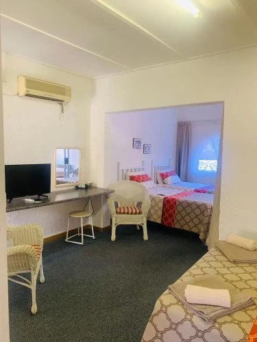 Room-busa House Self Catering Guest Hous - White River