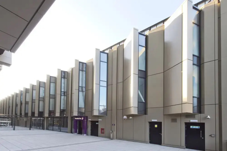 Premier Inn Liverpool Lime Street - Liverpool