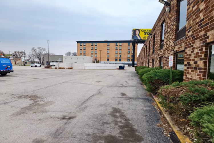 Plaza Hotel By Oyo Calumet Park Near Alsip I 57 - Homewood, IL