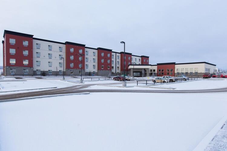 Chateau Nova Peace River - Peace River