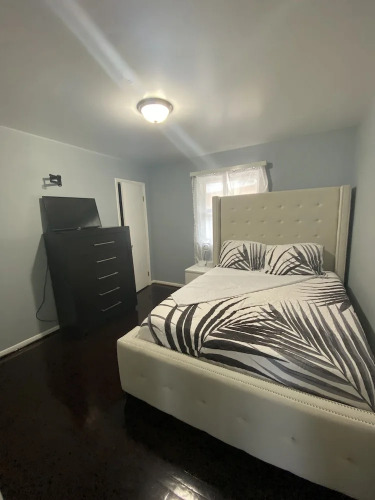 Akeem's Guest House - Columbia, MD