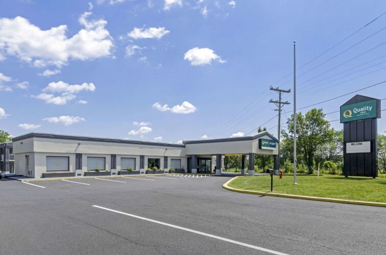Suburban Studios Verona - Staunton North - Waynesboro, VA