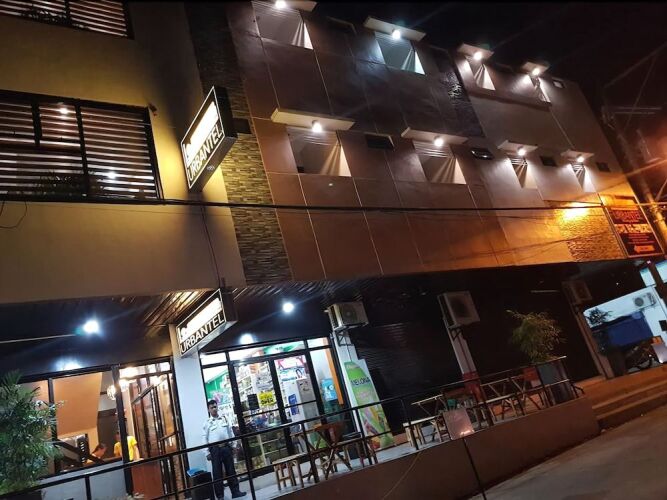 Urbantel Hotel - Lucena