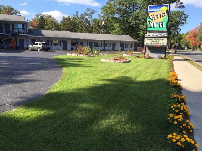 Sierra Motel - Traverse City, MI