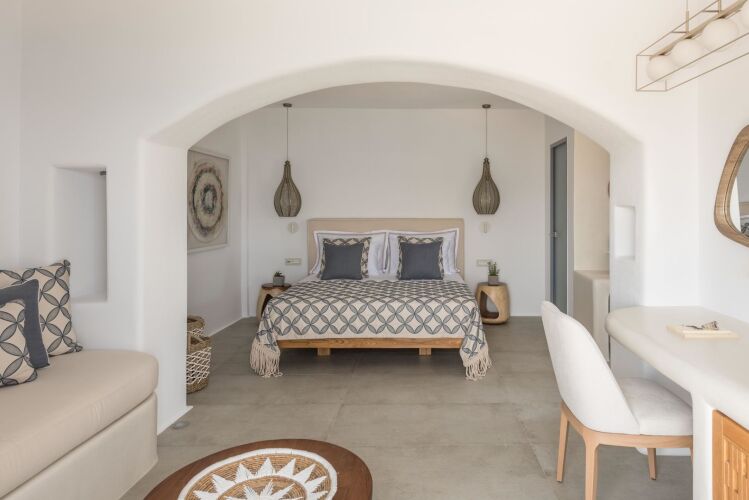 Virtu On The Hill - Naxos