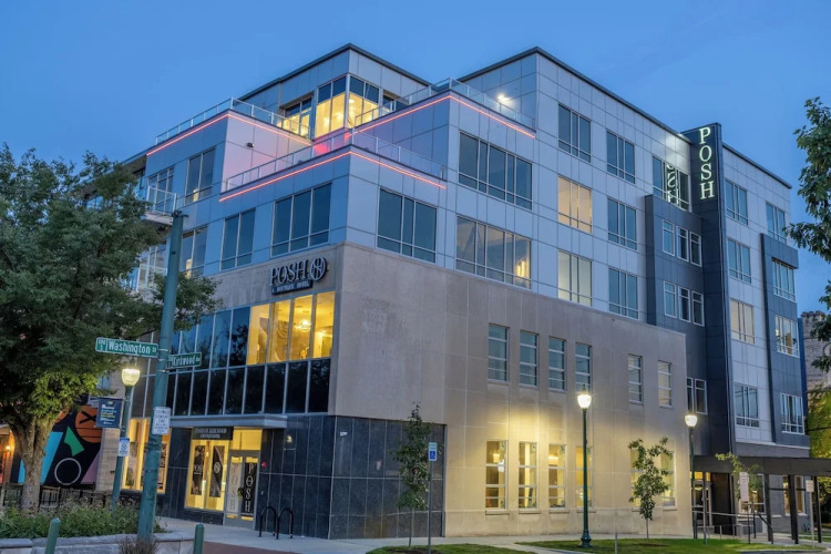 Posh On Kirkwood A Boutique Hotel - Bloomington, IN