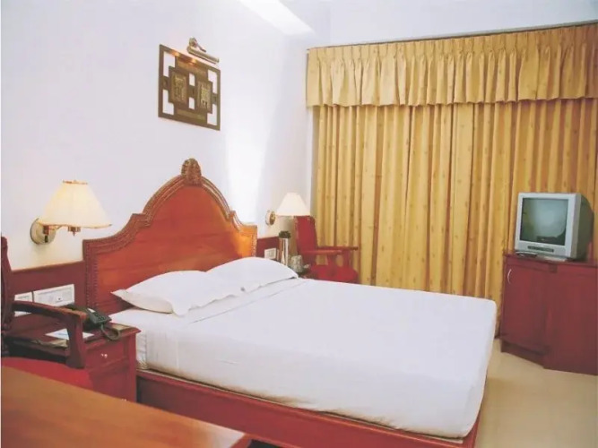 Hotel Rajadhani - 