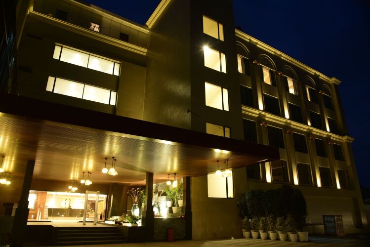 Lemon Tree Hotel Siliguri - Siliguri