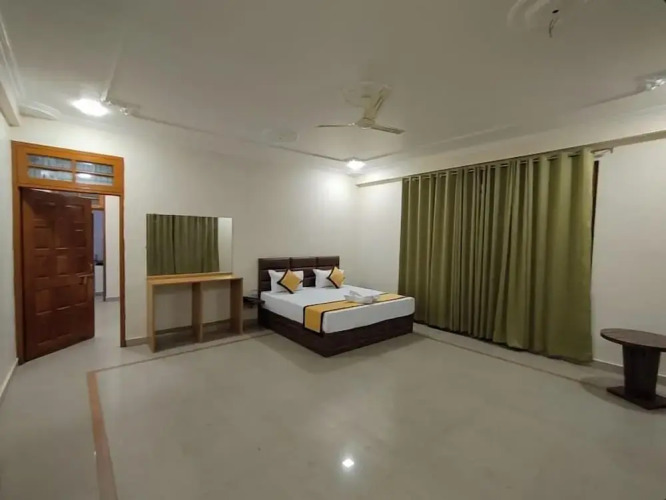 Sojourn Inn - Lucknow