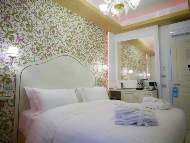 Leucosya Luxury Rooms - Salerno