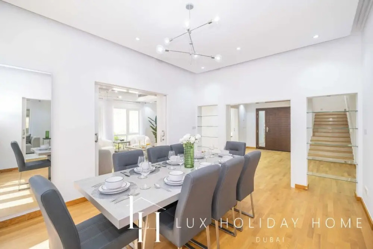 Lux The Meadows 5 Bed Villa - ドバイマリーナ
