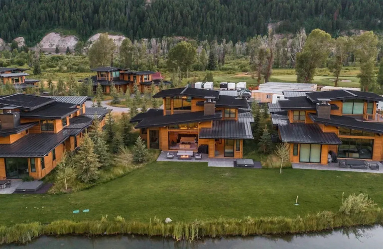 The Cabins At Snake River Sporting Club - Wyoming