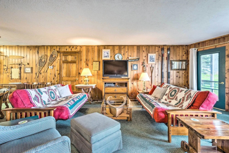 Rustic-chic Lake Glen Studio: 4 Mi To Beach! - Glen Arbor, MI