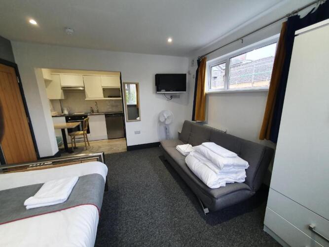 Devine Beach Guesthouse - Southend-on-Sea