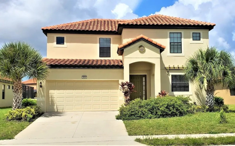 Grand Superior 4bd Pool Home At Disney And Universal - Davenport, FL
