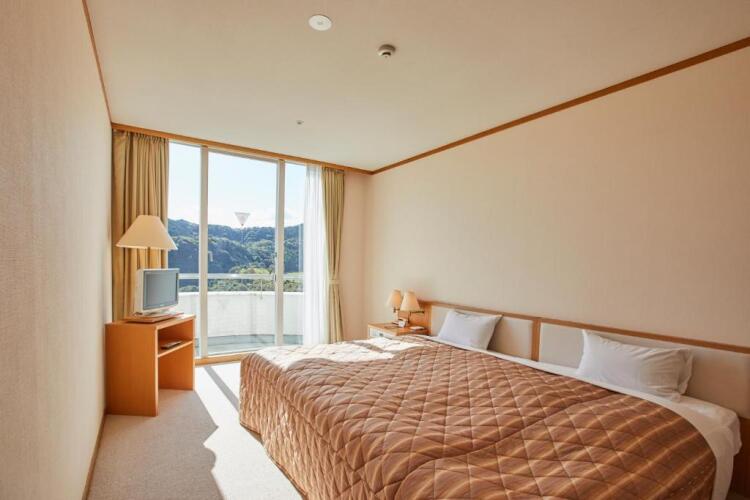Kamogawa Country Hotel - Kimitsu