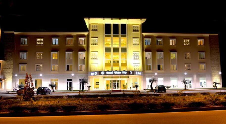 Grand White City Hotel - Distrito de Berat