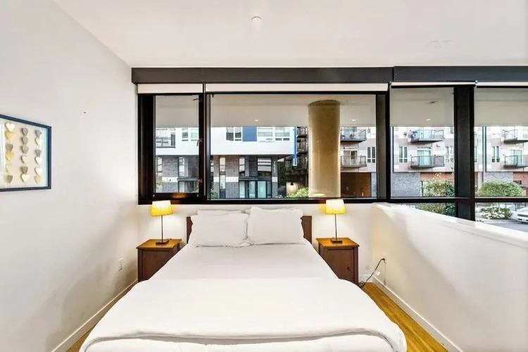 Open Loft In Redmond Core - 92 Walkscore - Redmond, WA