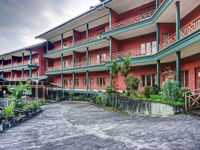 Capital O 90596 Hotel Griya Astoeti - Cisarua