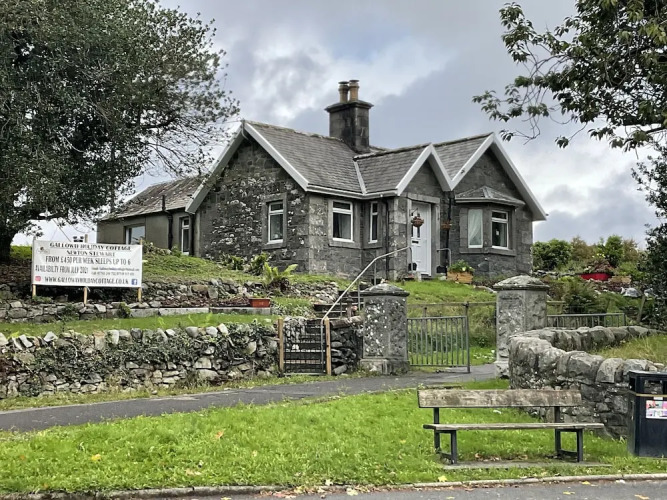 Modernised 1720s Cottage, Newton Stewart, Scotland - Newton Stewart