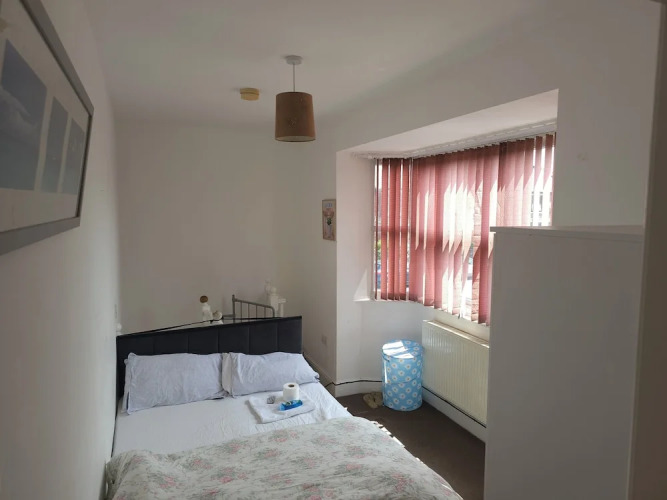 41 Buckingham Road - Doncaster