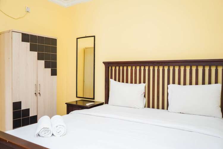 Comfy And Cozy 2br Great Western Resort Apartment - Jakarta