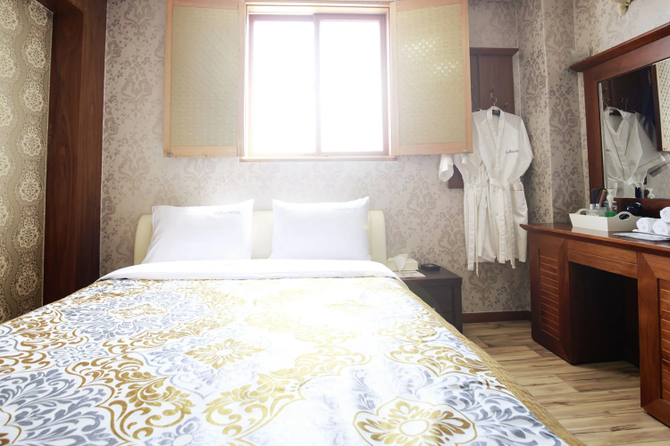 Galleria Hotel - 선주원남동