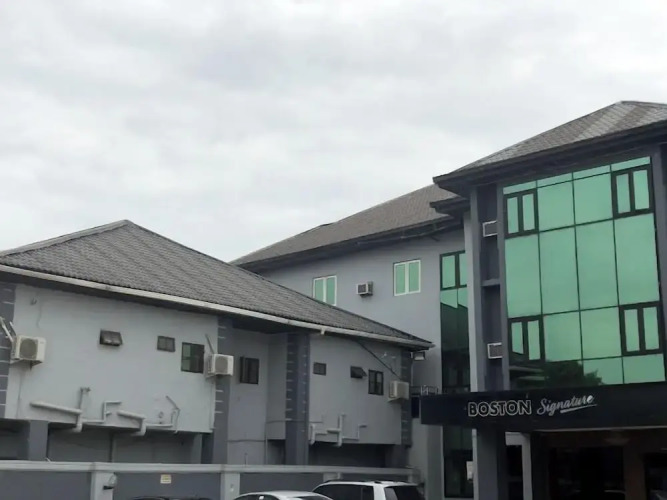 Boston Hotels And Signature - Benin City