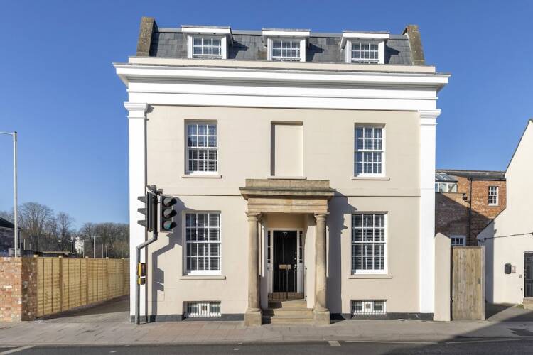 Elliot Oliver - Stunning 6 Bedroom Regency House With Parking - Cheltenham