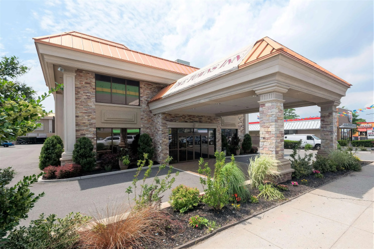 Five Towns Inn - Jfk Airport - State of New York