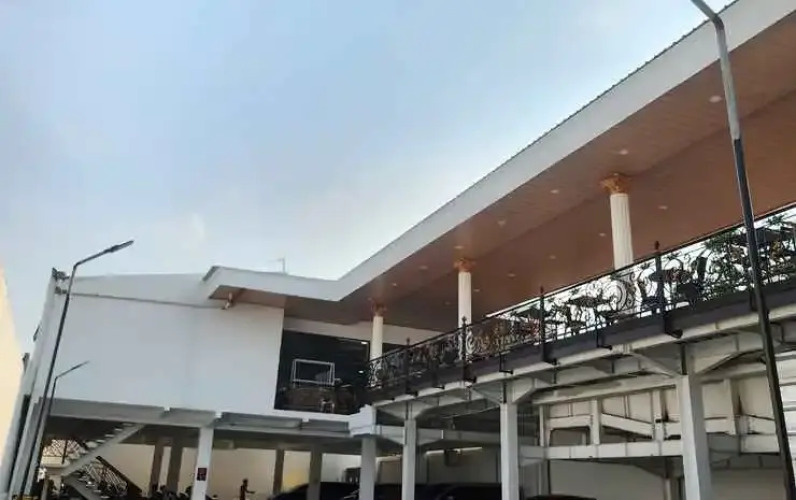 King Royal Hotel - Brebes