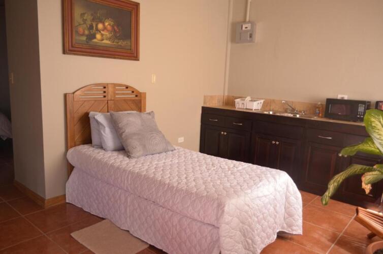 Gm Suites Bed & Breakfast - Belmopan