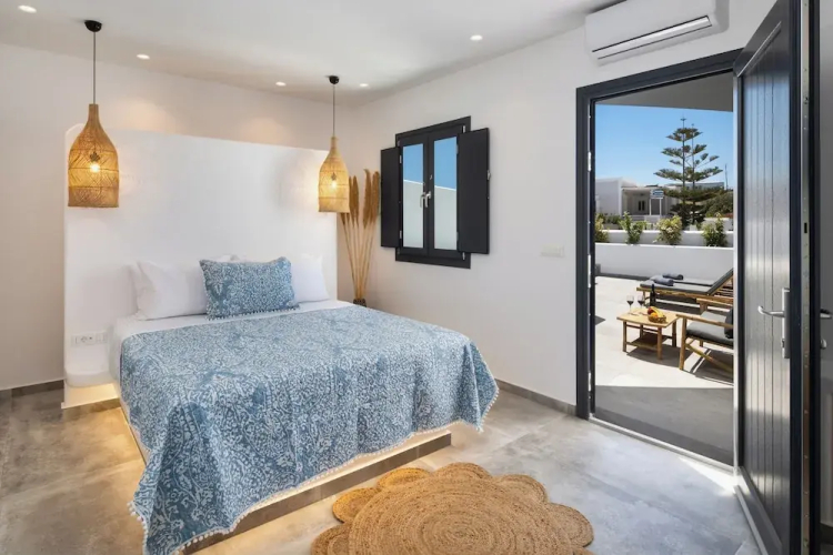 Terra Vecchia Suites - Santorini