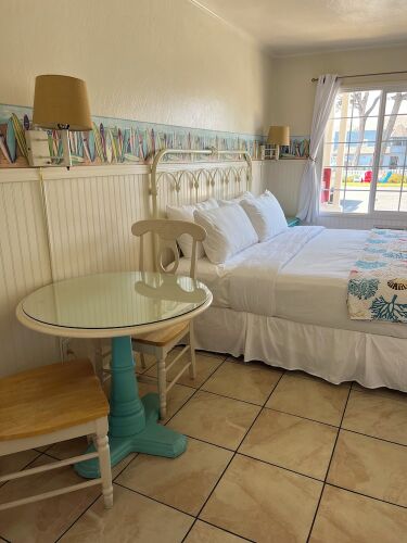 The Cayucos Motel - Cayucos, CA