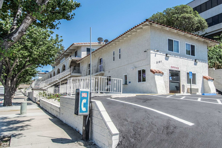 Motel 6 Orange, Ca - Anaheim - Orange County, CA