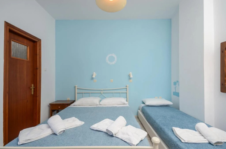 Depis Place Economy - Naxos