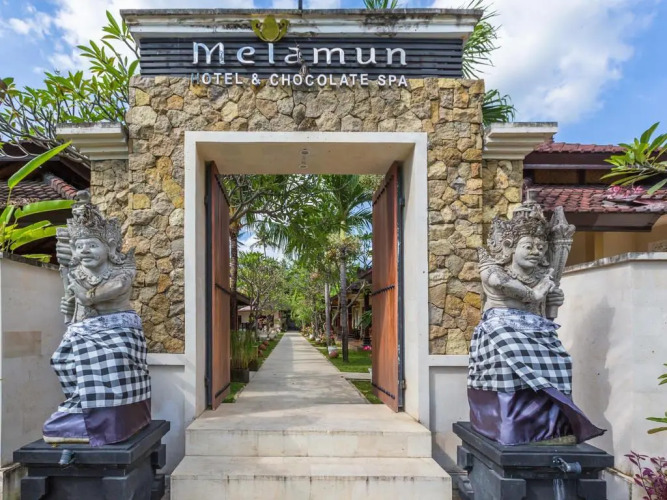 Hotel Melamun - Buleleng