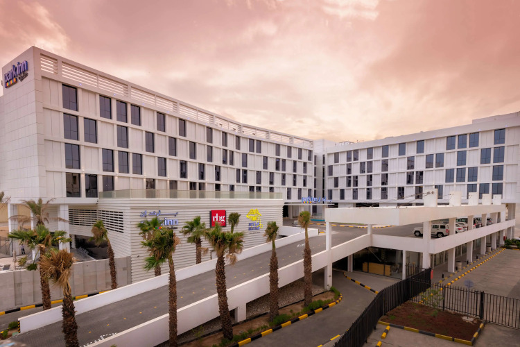 Radisson Hotel & Apartments Dammam Industry City - Dammam