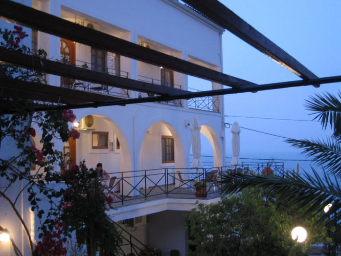 Travlos Studios - Cephalonia