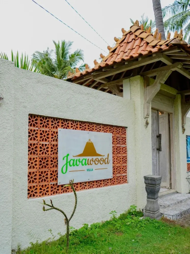 Java Wood Villa - Gili Islands