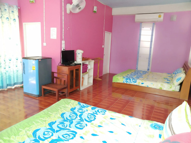 Ban Rai Rabeangmok - Khao Kho