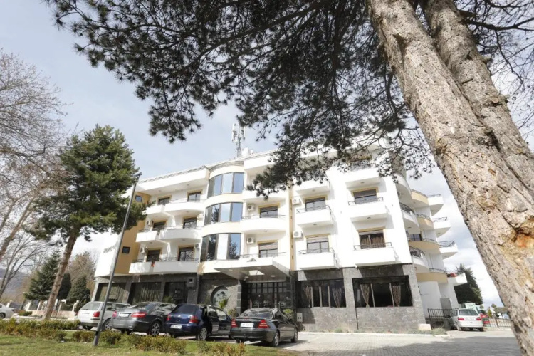 Hotel 1 Maji - Lake Ohrid