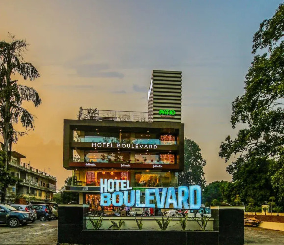 Hotel Boulevard - Dehradun